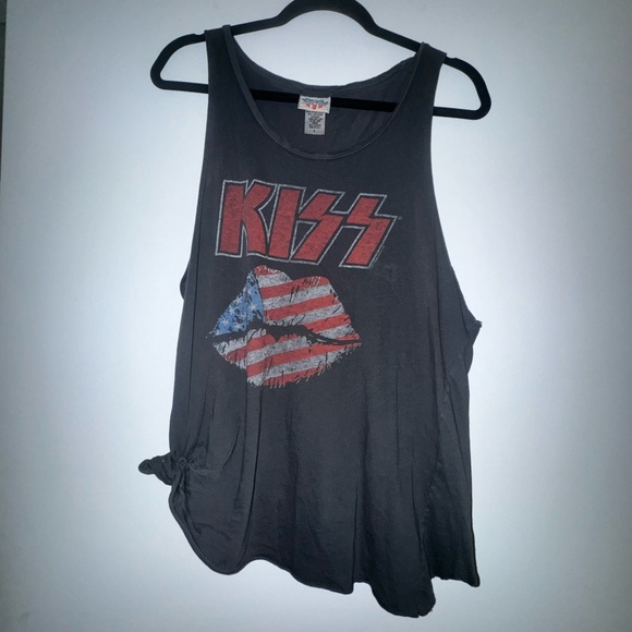 Junk Food Clothing | Tops | Vintage Kiss Junk Food Top | Poshmark